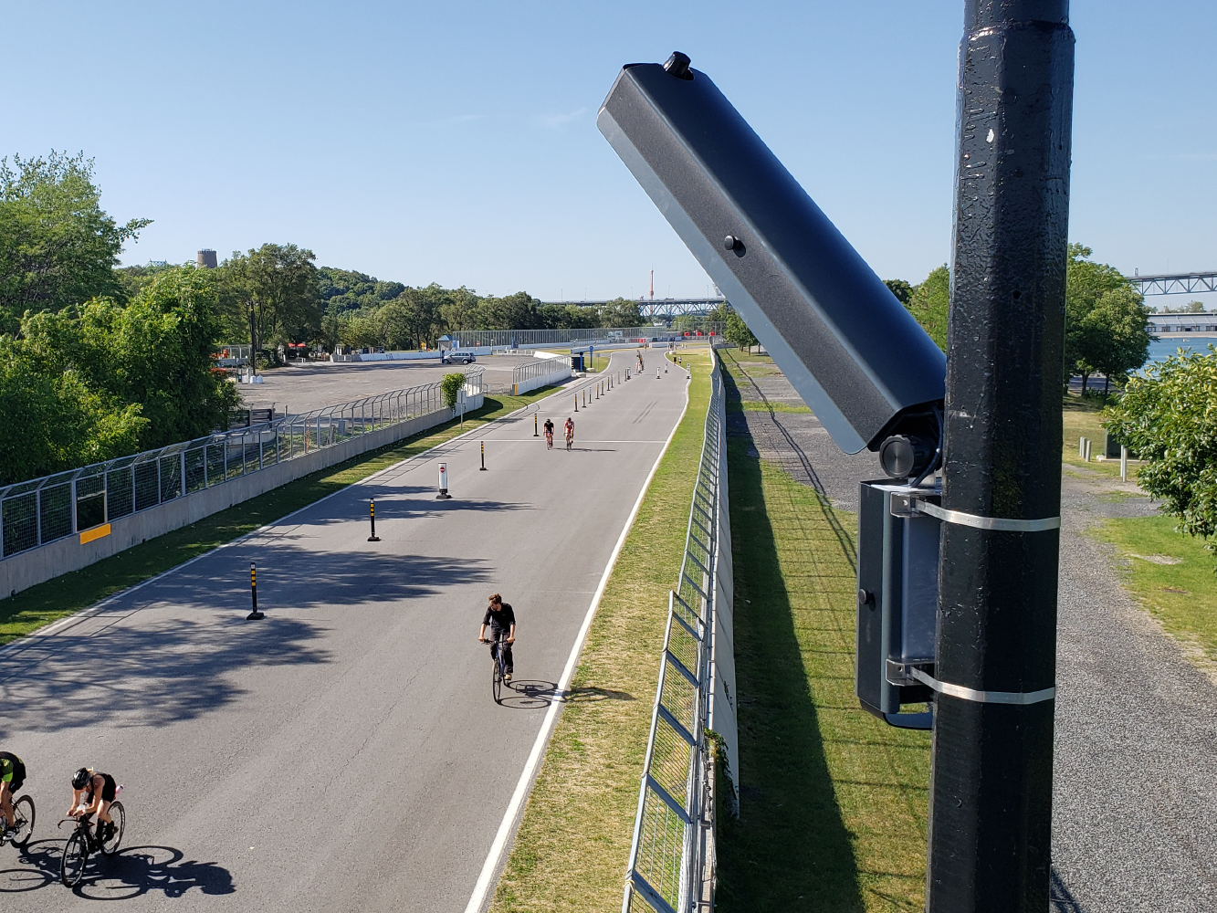 eco counter | 株式会社岩崎